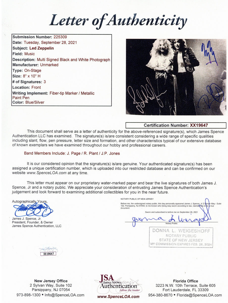 B&W Photo of Led Zeppelin with JSA Authenticated signatures of Robert ...